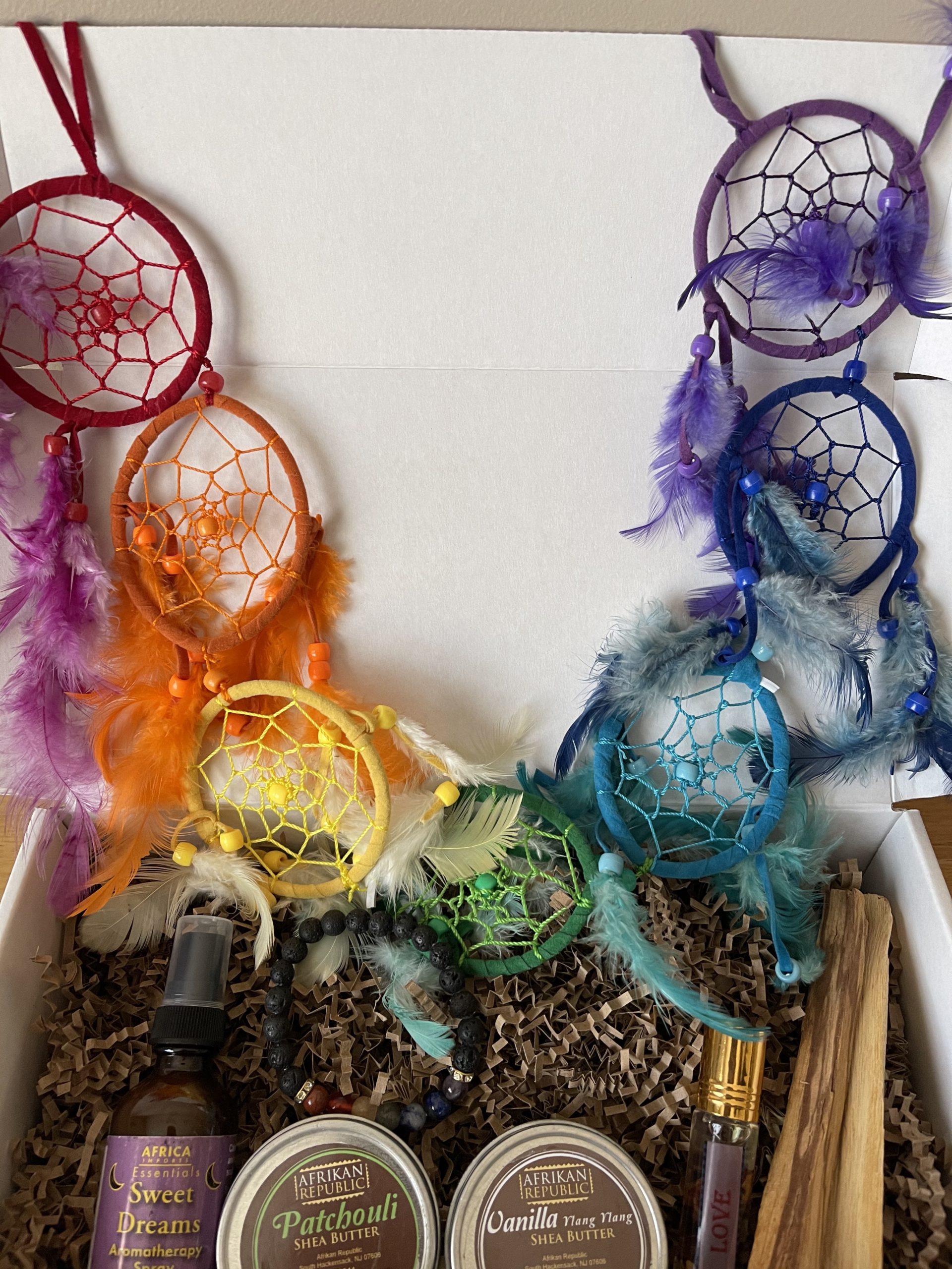 Love Abundance Bedside Kit For A Soothing Peaceful Sleep – Dr. Varun Gandhi